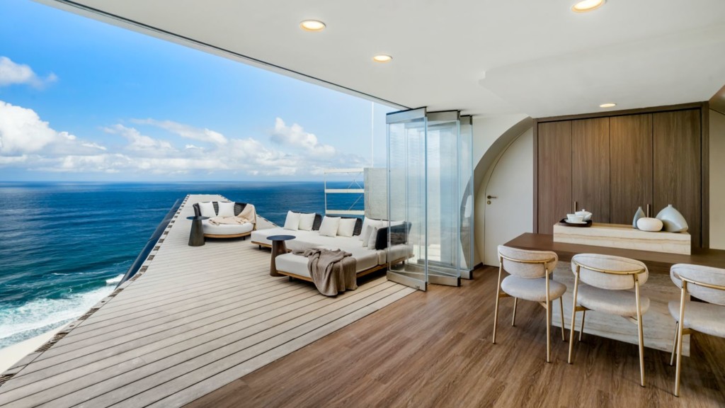 Private Jet Villa in Uluwatu, Bali (2 bedrooms) - Best Price & Reviews!