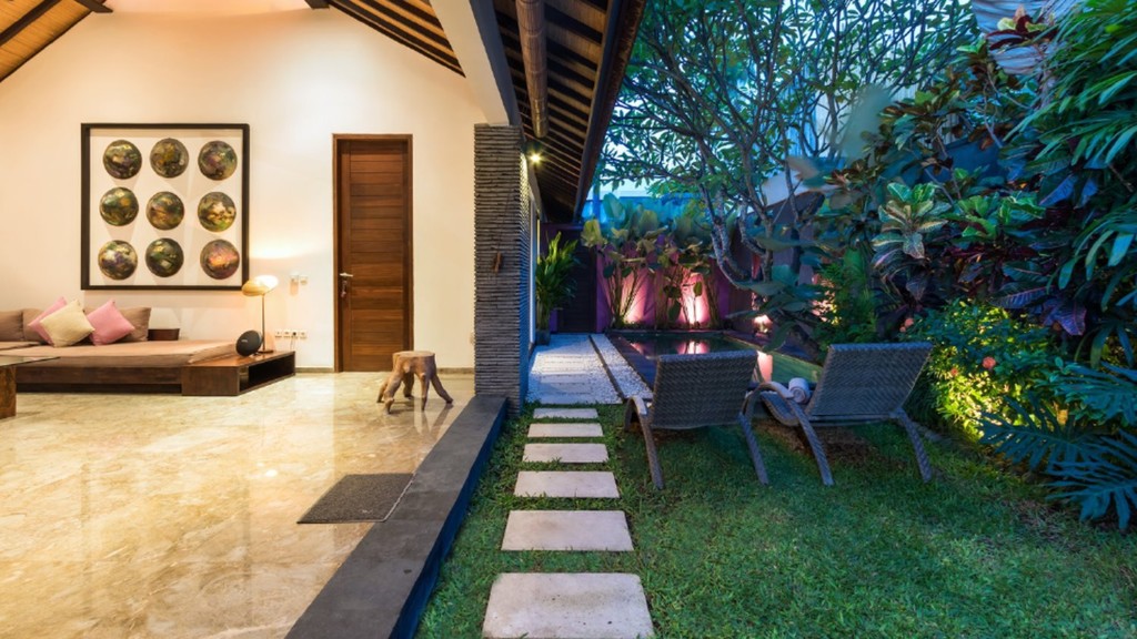 Villa Anjali Purple in Seminyak, Bali (1 bedrooms) - Best Price & Reviews!