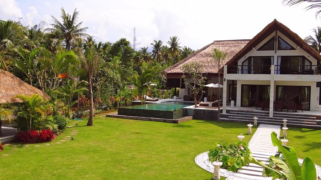Villa Bayu Segara in Lovina, Bali - 3 bedrooms - Best Price Guarantee