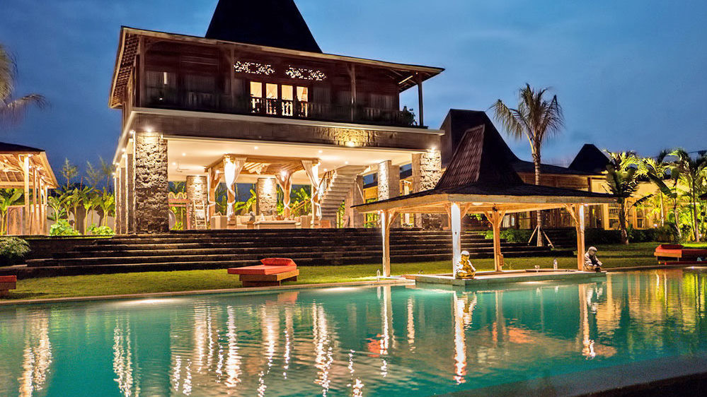 Villa Desa in Tabanan, Bali (6 bedrooms) - Best Price & Reviews!