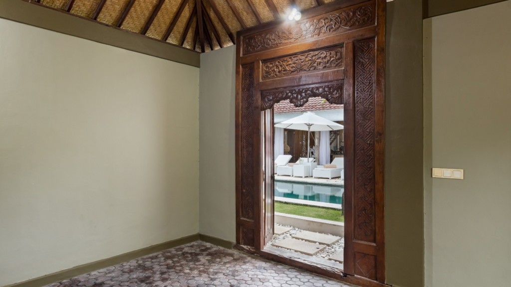 Villa Putih in Seminyak, Bali (4 bedrooms) - Best Price & Reviews!