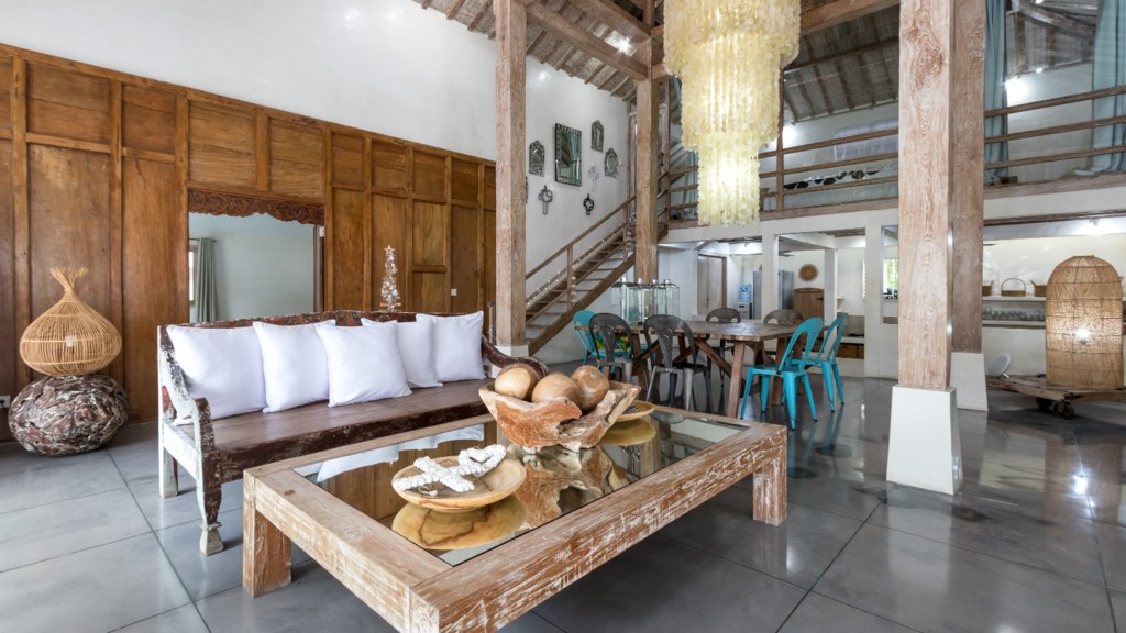 Villa Putih in Seminyak, Bali (4 bedrooms) - Best Price & Reviews!
