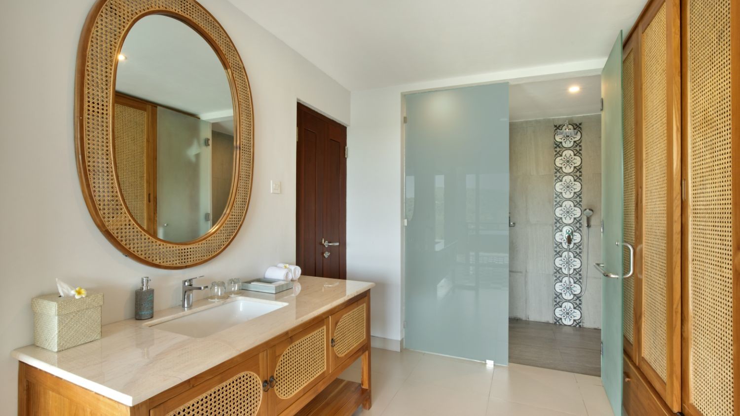 The Acala Rooftop Pool Villa in Nusa Lembongan, Bali - 1 bedrooms - We ...