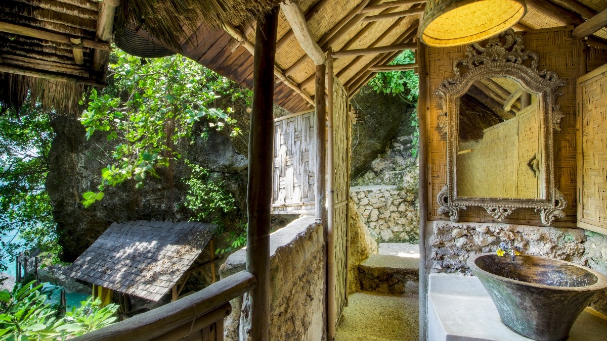 The Impossible Beach House in Uluwatu, Bali - 4 bedrooms - Best Price ...