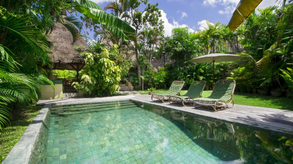 The Round House in Seminyak, Bali (3 bedrooms) - Best Price & Reviews!