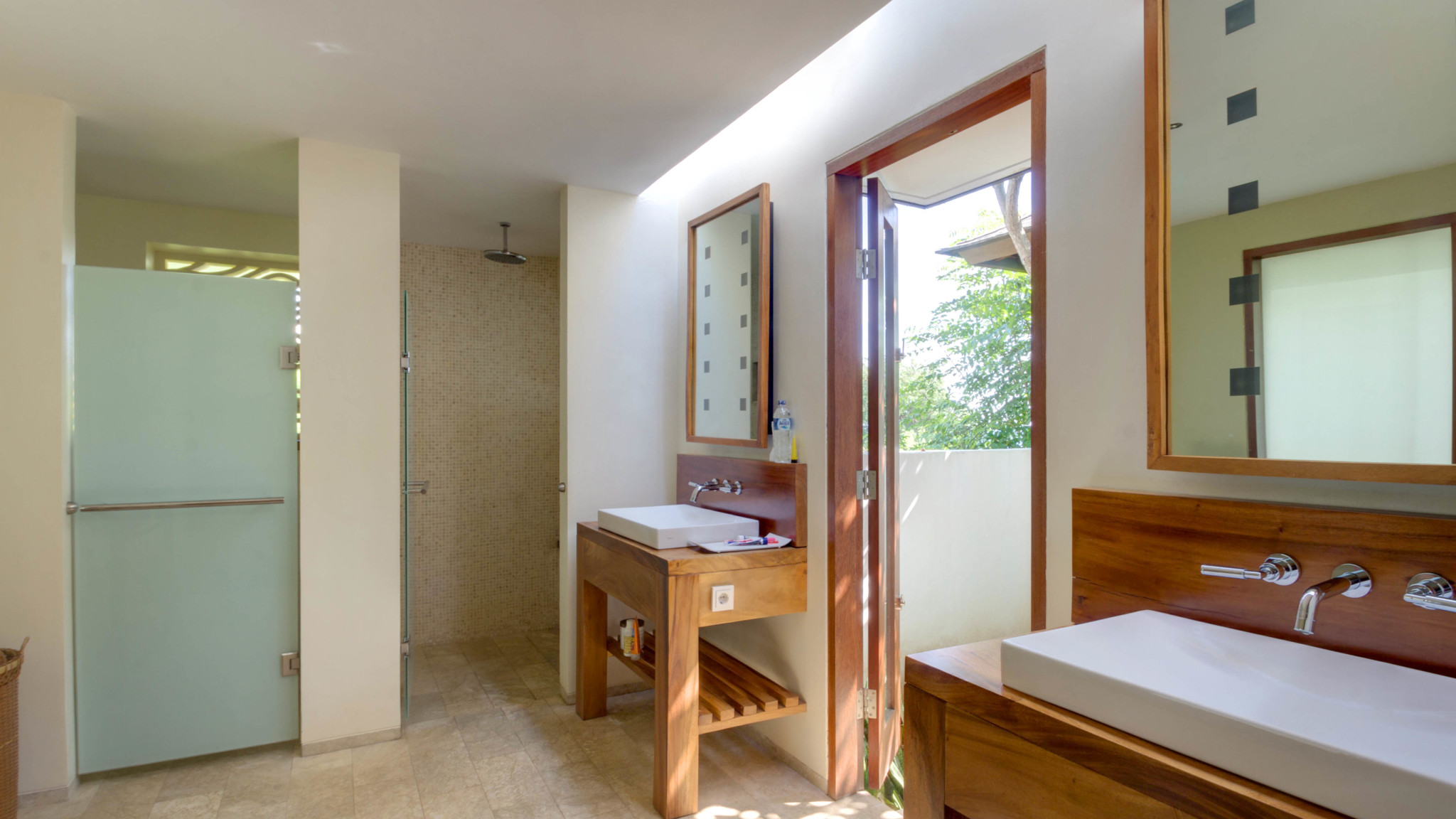 Villa Bukit Segara in Amed, Bali (5 bedrooms) - Best Price & Reviews!