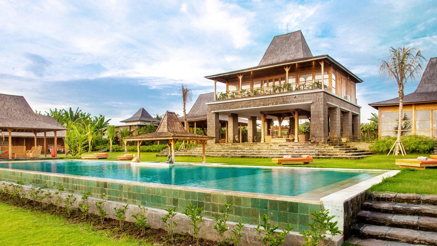 Villa Desa in Tabanan, Bali - 6 bedrooms - Best Price Guarantee