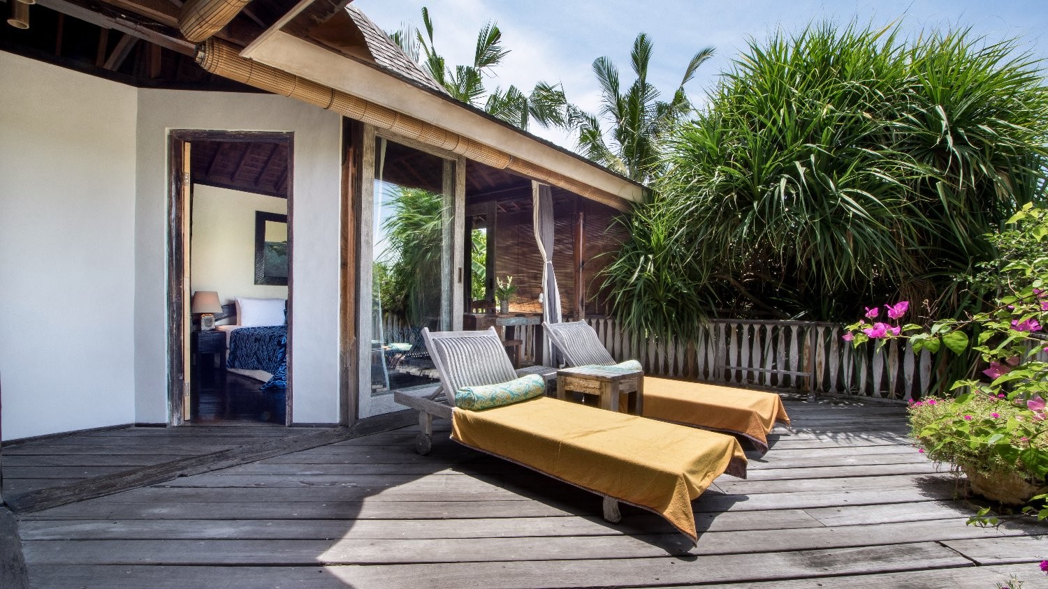 Villa Jempiring in Seminyak, Bali (5 bedrooms) - Best Price & Reviews!