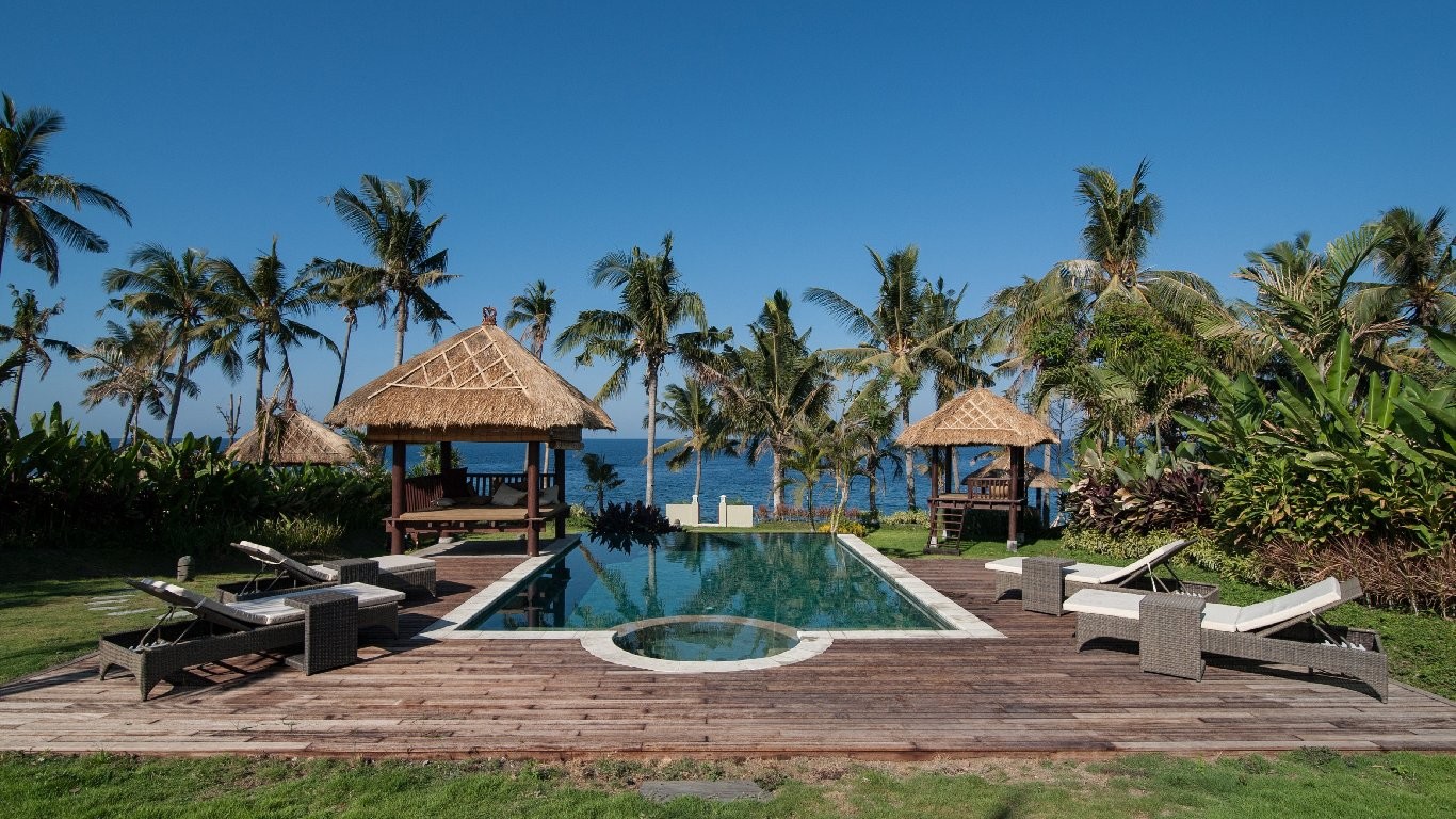 Relax Bali Residence in Tulamben, Bali (2 bedrooms) - Best Price & Reviews!