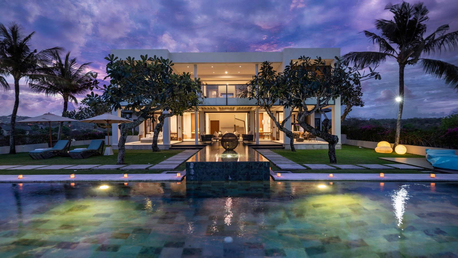 Villa Surga Two in Uluwatu, Bali (7 bedrooms) - Best Price & Reviews!